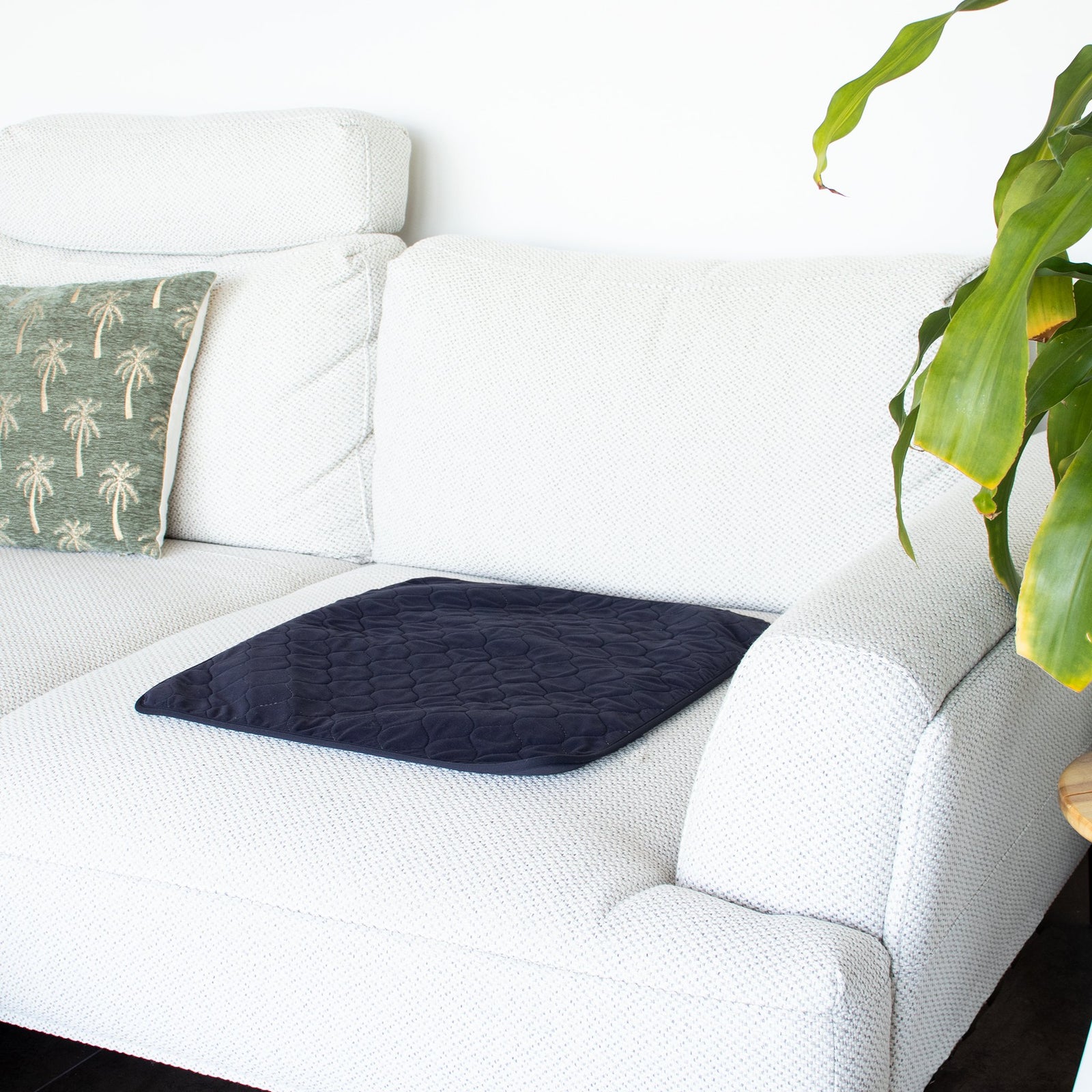 Home & Chair Protection | Waterproof & Absorbent Chair Pad with ties